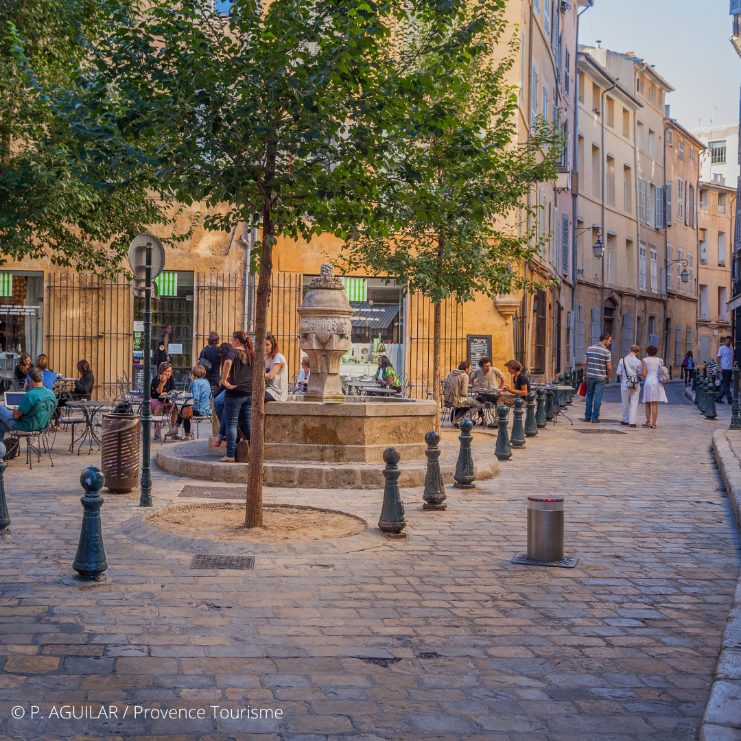 Balade dans les rues d'Aix-en-Provence - Voyage avec Vue